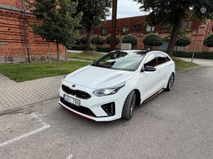 White Kia ProCeed 2019 in Kaunas, with an engine capacity of 1.59 L and mileage of 128 thousand km for 17900 €, photo 5 on AUTOMOTO.COM.LV