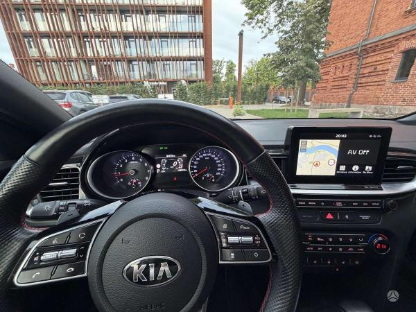 White Kia ProCeed 2019 in Kaunas, with an engine capacity of 1.59 L and mileage of 128 thousand km for 17900 €, photo 6 on AUTOMOTO.COM.LV