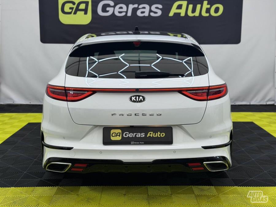 White Kia ProCeed 2019 in Avizieniai, with an engine capacity of 1.60 L and mileage of 84 thousand km for 16300 €, photo 7 on AUTOMOTO.COM.LV