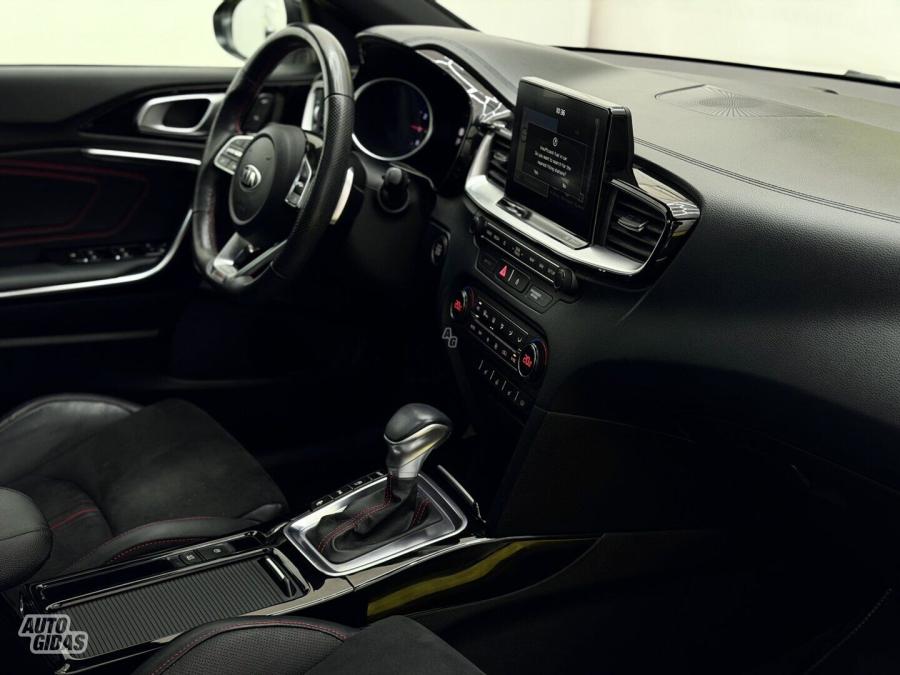 White Kia ProCeed 2019 in Avizieniai, with an engine capacity of 1.60 L and mileage of 84 thousand km for 16300 €, photo 17 on AUTOMOTO.COM.LV