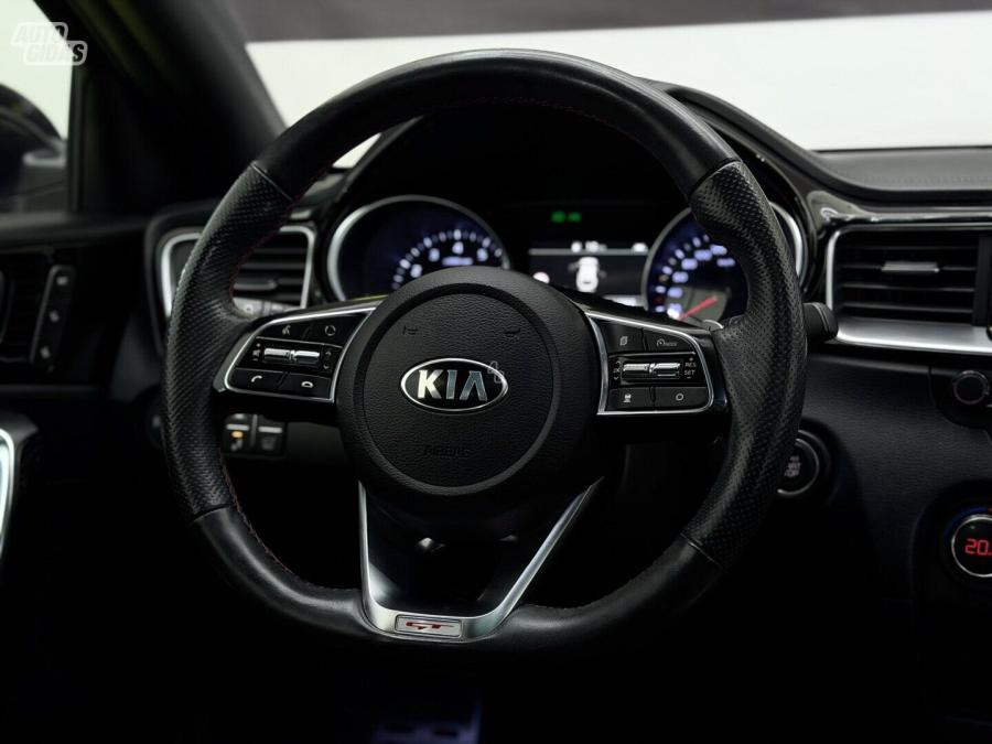 White Kia ProCeed 2019 in Avizieniai, with an engine capacity of 1.60 L and mileage of 84 thousand km for 16300 €, photo 19 on AUTOMOTO.COM.LV