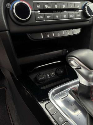 White Kia ProCeed 2019 in Kaunas, with an engine capacity of 1.59 L and mileage of 157 thousand km for 16700 €, photo 13 on AUTOMOTO.COM.LV