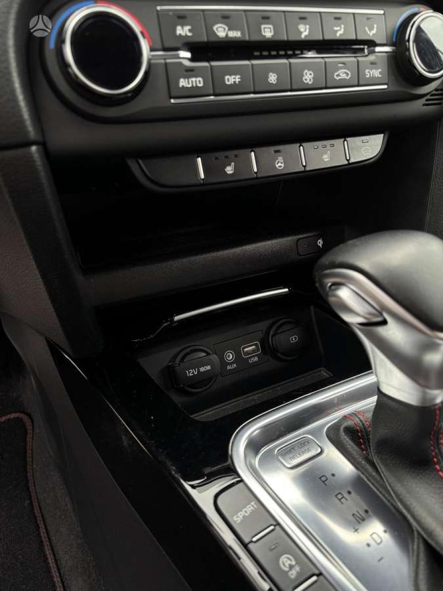 White Kia ProCeed 2019 in Kaunas, with an engine capacity of 1.59 L and mileage of 157 thousand km for 16700 €, photo 13 on AUTOMOTO.COM.LV