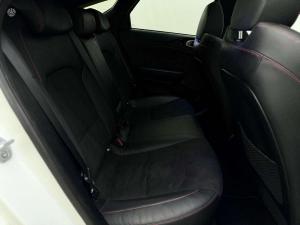 White Kia ProCeed 2019 in Vilnius, with an engine capacity of 1.59 L and mileage of 84 thousand km for 16300 €, photo 15 on AUTOMOTO.COM.LV