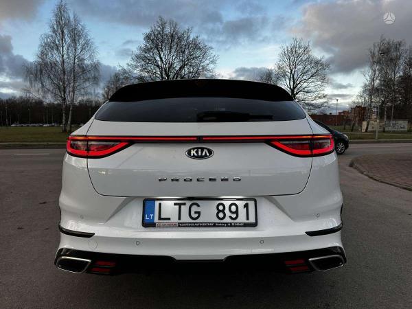 Balts Kia ProCeed 2021 Klaipėda, ar dzinēja tilpumu 1.59 L un nobraukumu 105 tūkst. km par 17900 €, foto 2 vietnē AUTOMOTO.COM.LV