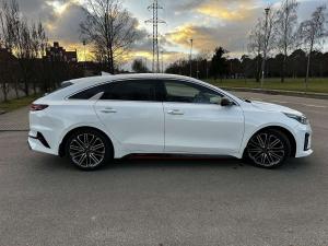 White Kia ProCeed 2021 in Klaipeda, with an engine capacity of 1.59 L and mileage of 105 thousand km for 17900 €, photo 7 on AUTOMOTO.COM.LV