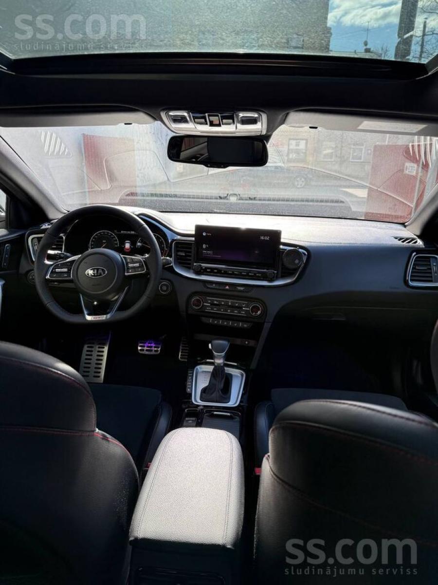 White Kia ProCeed 2021 in Riga, with an engine capacity of 1.60 L and mileage of 78 thousand km for 20499 €, photo 18 on AUTOMOTO.COM.LV