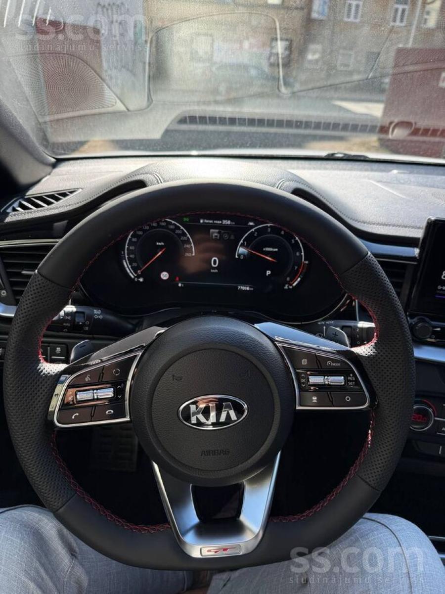 White Kia ProCeed 2021 in Riga, with an engine capacity of 1.60 L and mileage of 78 thousand km for 20499 €, photo 22 on AUTOMOTO.COM.LV