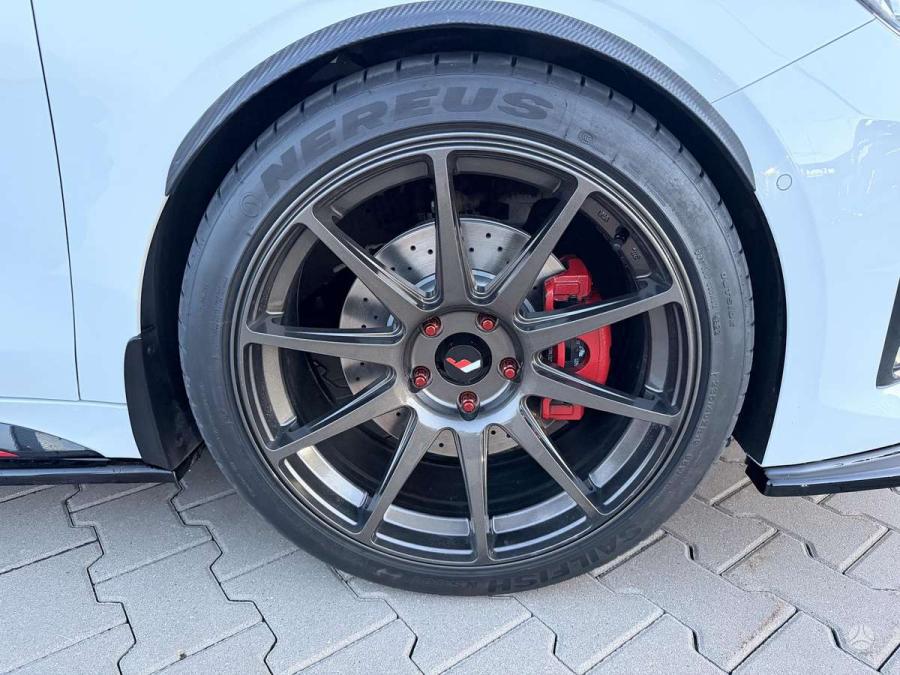 White Kia ProCeed 2021 in Vilnius, with an engine capacity of 1.59 L and mileage of 114 thousand km for 20500 €, photo 15 on AUTOMOTO.COM.LV