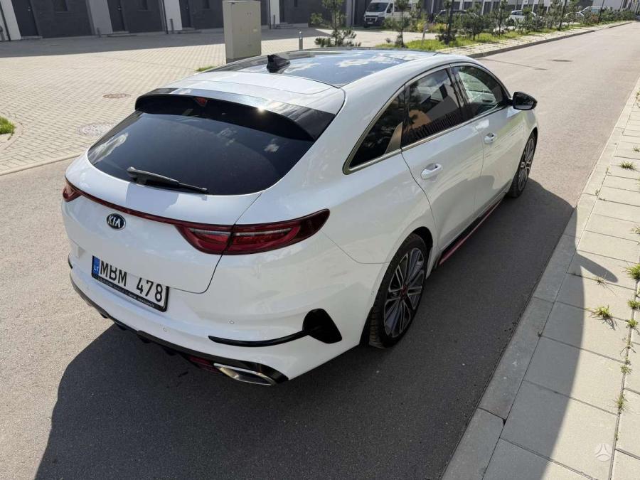 White Kia ProCeed 2021 in Vilnius, with an engine capacity of 1.59 L and mileage of 127 thousand km for 15500 €, photo 5 on AUTOMOTO.COM.LV