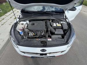White Kia ProCeed 2021 in Vilnius, with an engine capacity of 1.59 L and mileage of 127 thousand km for 15500 €, photo 32 on AUTOMOTO.COM.LV