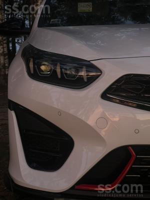 White Kia ProCeed 2022 in Riga, with an engine capacity of 1.60 L and mileage of 64 thousand km for 19999 €, photo 6 on AUTOMOTO.COM.LV
