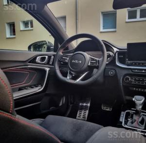 White Kia ProCeed 2022 in Riga, with an engine capacity of 1.60 L and mileage of 64 thousand km for 19999 €, photo 17 on AUTOMOTO.COM.LV