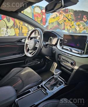 White Kia ProCeed 2022 in Riga, with an engine capacity of 1.60 L and mileage of 64 thousand km for 19999 €, photo 19 on AUTOMOTO.COM.LV