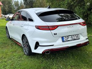 White Kia ProCeed 2024 in Riga, with an engine capacity of 1.59 L and mileage of 41 thousand km for 23500 €, photo 6 on AUTOMOTO.COM.LV
