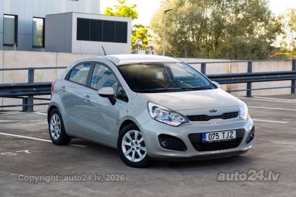 Smilšu krāsa Kia Rio 2012 Tartu, ar dzinēja tilpumu 1.20 L un nobraukumu 106 tūkst. km par 4999 €, foto 4 vietnē AUTOMOTO.COM.LV