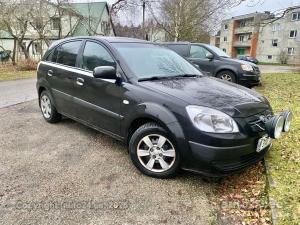 Black Kia Rio 2006 in Haapsalu, with an engine capacity of 1.40 L and mileage of 127 thousand km for 1450 €, photo 4 on AUTOMOTO.COM.LV