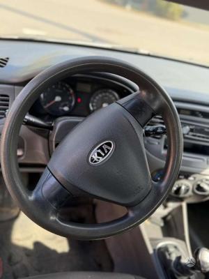 Melns Kia Rio 2008 Kauņa, ar dzinēja tilpumu 1.40 L un nobraukumu 400 tūkst. km par 950 €, foto 12 vietnē AUTOMOTO.COM.LV