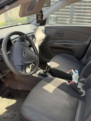 Melns Kia Rio 2008 Kauņa, ar dzinēja tilpumu 1.40 L un nobraukumu 400 tūkst. km par 950 €, foto 14 vietnē AUTOMOTO.COM.LV