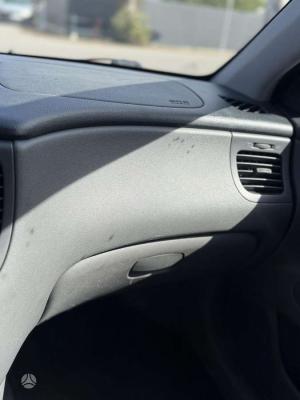 Melns Kia Rio 2008 Kauņa, ar dzinēja tilpumu 1.40 L un nobraukumu 400 tūkst. km par 950 €, foto 19 vietnē AUTOMOTO.COM.LV