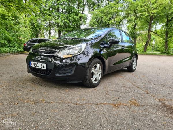 Melns Kia Rio 2011 Vilkaviškis, ar dzinēja tilpumu 1.10 L un nobraukumu 250 tūkst. km par 2900 €, foto 1 vietnē AUTOMOTO.COM.LV