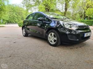 Black Kia Rio 2011 in Vilkaviskis, with an engine capacity of 1.10 L and mileage of 250 thousand km for 2900 €, photo 4 on AUTOMOTO.COM.LV