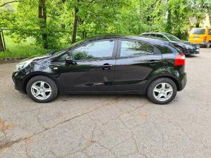 Black Kia Rio 2011 in Vilkaviskis, with an engine capacity of 1.10 L and mileage of 250 thousand km for 2900 €, photo 11 on AUTOMOTO.COM.LV