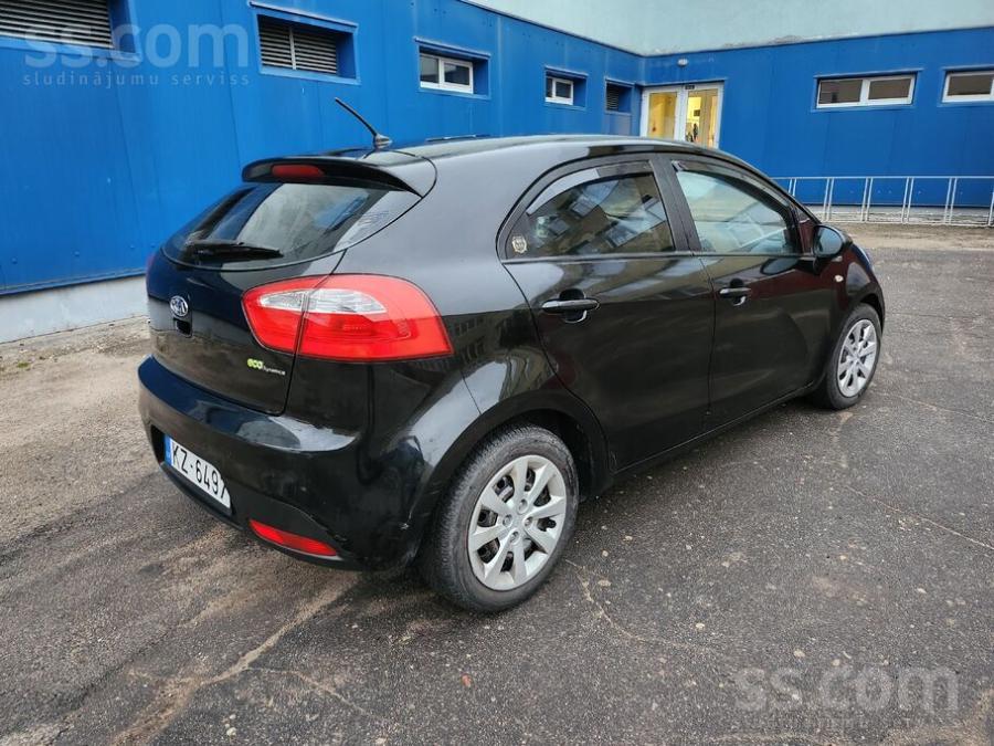 Melns Kia Rio 2012 Jelgava, ar dzinēja tilpumu 1.10 L un nobraukumu 299 tūkst. km par 2950 €, foto 3 vietnē AUTOMOTO.COM.LV