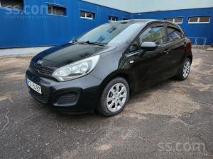 Melns Kia Rio 2012 Jelgava, ar dzinēja tilpumu 1.10 L un nobraukumu 299 tūkst. km par 2950 €, foto 4 vietnē AUTOMOTO.COM.LV