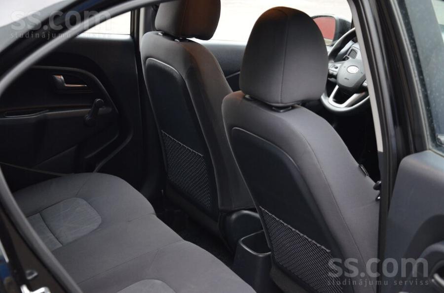 Melns Kia Rio 2012 Jelgava, ar dzinēja tilpumu 1.10 L un nobraukumu 299 tūkst. km par 2950 €, foto 10 vietnē AUTOMOTO.COM.LV