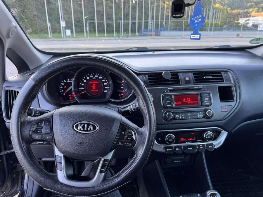 Melns Kia Rio 2012 Viļņa, ar dzinēja tilpumu 1.40 L un nobraukumu 222 tūkst. km par 2230 €, foto 8 vietnē AUTOMOTO.COM.LV