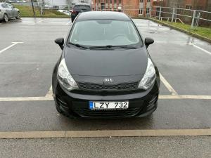 Black Kia Rio 2015 in Siauliai, with an engine capacity of 1.12 L and mileage of 220 thousand km for 3450 €, photo 6 on AUTOMOTO.COM.LV