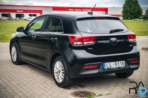 Melns Kia Rio 2017 Rīga, ar dzinēja tilpumu 1.40 L un nobraukumu 106 tūkst. km par 5990 €, foto 4 vietnē AUTOMOTO.COM.LV
