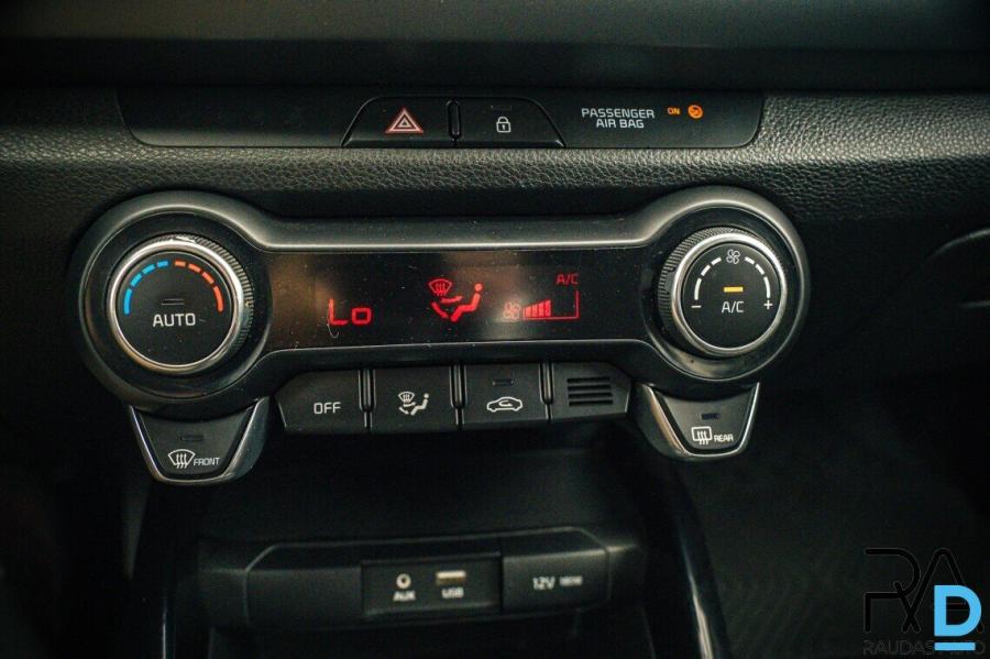 Melns Kia Rio 2017 Rīga, ar dzinēja tilpumu 1.40 L un nobraukumu 106 tūkst. km par 5990 €, foto 11 vietnē AUTOMOTO.COM.LV
