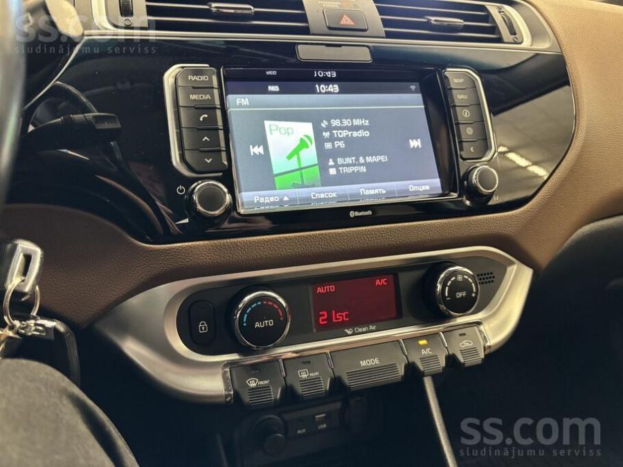 Black Kia Rio 2017 in Riga, with an engine capacity of 1.40 L and mileage of 134 thousand km for 7500 €, photo 22 on AUTOMOTO.COM.LV