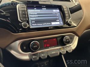 Black Kia Rio 2017 in Riga, with an engine capacity of 1.40 L and mileage of 134 thousand km for 7500 €, photo 25 on AUTOMOTO.COM.LV