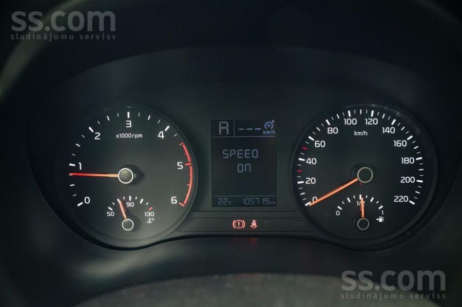 Black Kia Rio 2017 in Riga, with an engine capacity of 1.40 L and mileage of 0 thousand km for 5990 €, photo 13 on AUTOMOTO.COM.LV