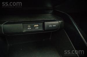 Black Kia Rio 2017 in Riga, with an engine capacity of 1.40 L and mileage of 0 thousand km for 5990 €, photo 17 on AUTOMOTO.COM.LV