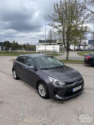 Melns Kia Rio 2017 Kauņa, ar dzinēja tilpumu 1.00 L un nobraukumu 170 tūkst. km par 5050 €, foto  vietnē AUTOMOTO.COM.LV