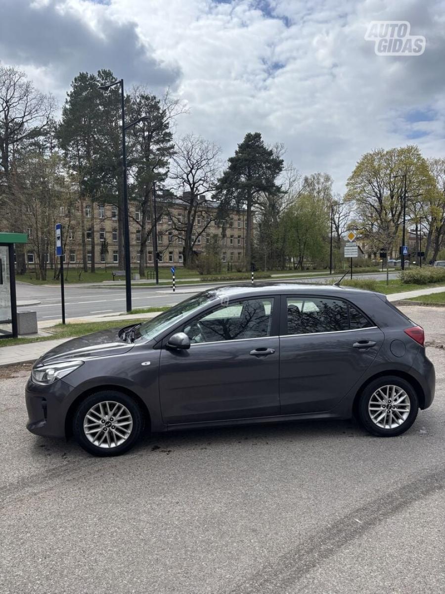 Melns Kia Rio 2017 Kauņa, ar dzinēja tilpumu 1.00 L un nobraukumu 170 tūkst. km par 5050 €, foto 8 vietnē AUTOMOTO.COM.LV