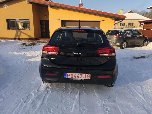 Melns Kia Rio 2022 Šauļi, ar dzinēja tilpumu 1.20 L un nobraukumu 21 tūkst. km par 9600 €, foto 6 vietnē AUTOMOTO.COM.LV