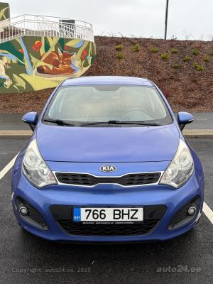 Blue Kia Rio 2012 in Tallinn, with an engine capacity of 1.20 L and mileage of 121 thousand km for 3300 €, photo  on AUTOMOTO.COM.LV