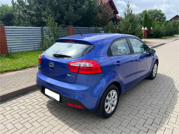 Blue Kia Rio 2012 in Klaipeda, with an engine capacity of 1.12 L and mileage of 215 thousand km for 3650 €, photo 7 on AUTOMOTO.COM.LV