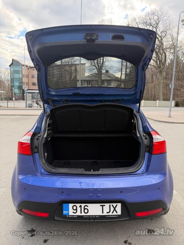 Zils Kia Rio 2012 Tallina, ar dzinēja tilpumu 1.40 L un nobraukumu 107 tūkst. km par 4500 €, foto 5 vietnē AUTOMOTO.COM.LV