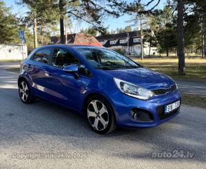 Zils Kia Rio 2012 Tallina, ar dzinēja tilpumu 1.40 L un nobraukumu 108 tūkst. km par 5200 €, foto  vietnē AUTOMOTO.COM.LV