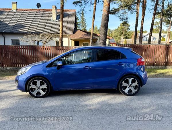 Blue Kia Rio 2012 in Tallinn, with an engine capacity of 1.40 L and mileage of 108 thousand km for 5200 €, photo 9 on AUTOMOTO.COM.LV