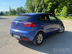 Zils Kia Rio 2012 Aizkraukle, ar dzinēja tilpumu 1.40 L un nobraukumu 178 tūkst. km par 4100 €, foto 4 vietnē AUTOMOTO.COM.LV