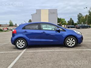 Zils Kia Rio 2014 Madona, ar dzinēja tilpumu 1.40 L un nobraukumu 200 tūkst. km par 4795 €, foto 3 vietnē AUTOMOTO.COM.LV