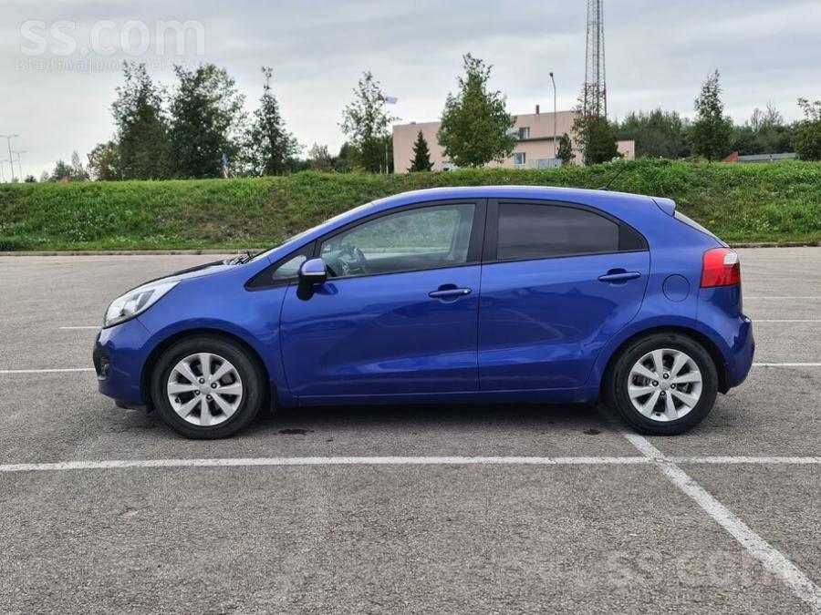 Zils Kia Rio 2014 Madona, ar dzinēja tilpumu 1.40 L un nobraukumu 200 tūkst. km par 4795 €, foto 7 vietnē AUTOMOTO.COM.LV