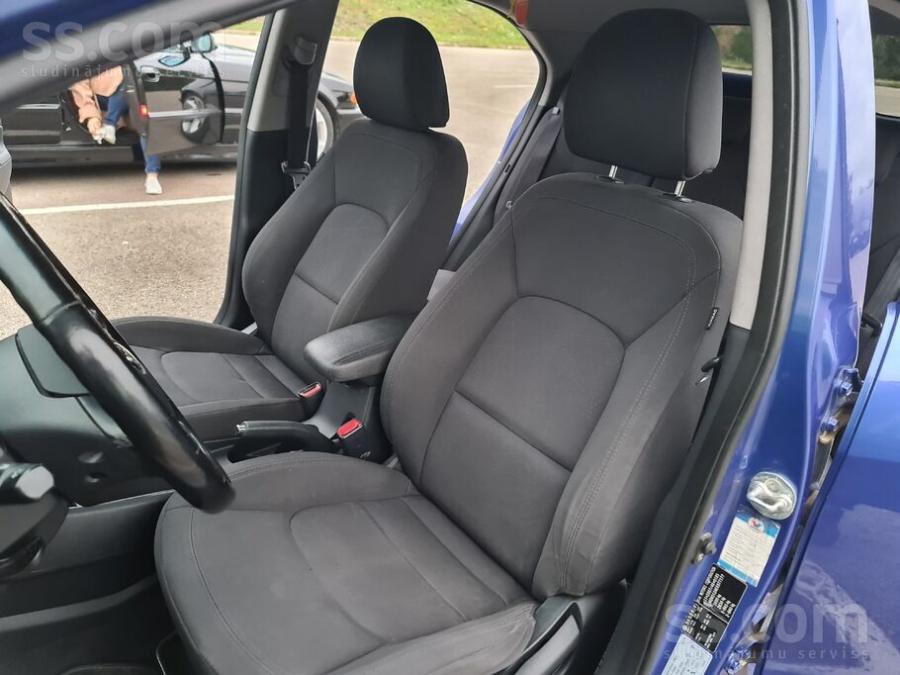 Zils Kia Rio 2014 Madona, ar dzinēja tilpumu 1.40 L un nobraukumu 200 tūkst. km par 4795 €, foto 9 vietnē AUTOMOTO.COM.LV